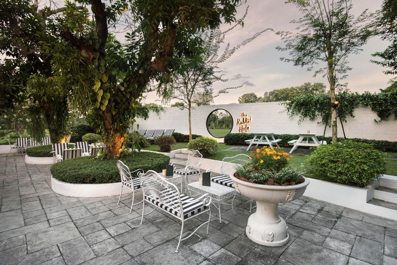 White Rabbit Wedding Review: Packages, Price and Menu