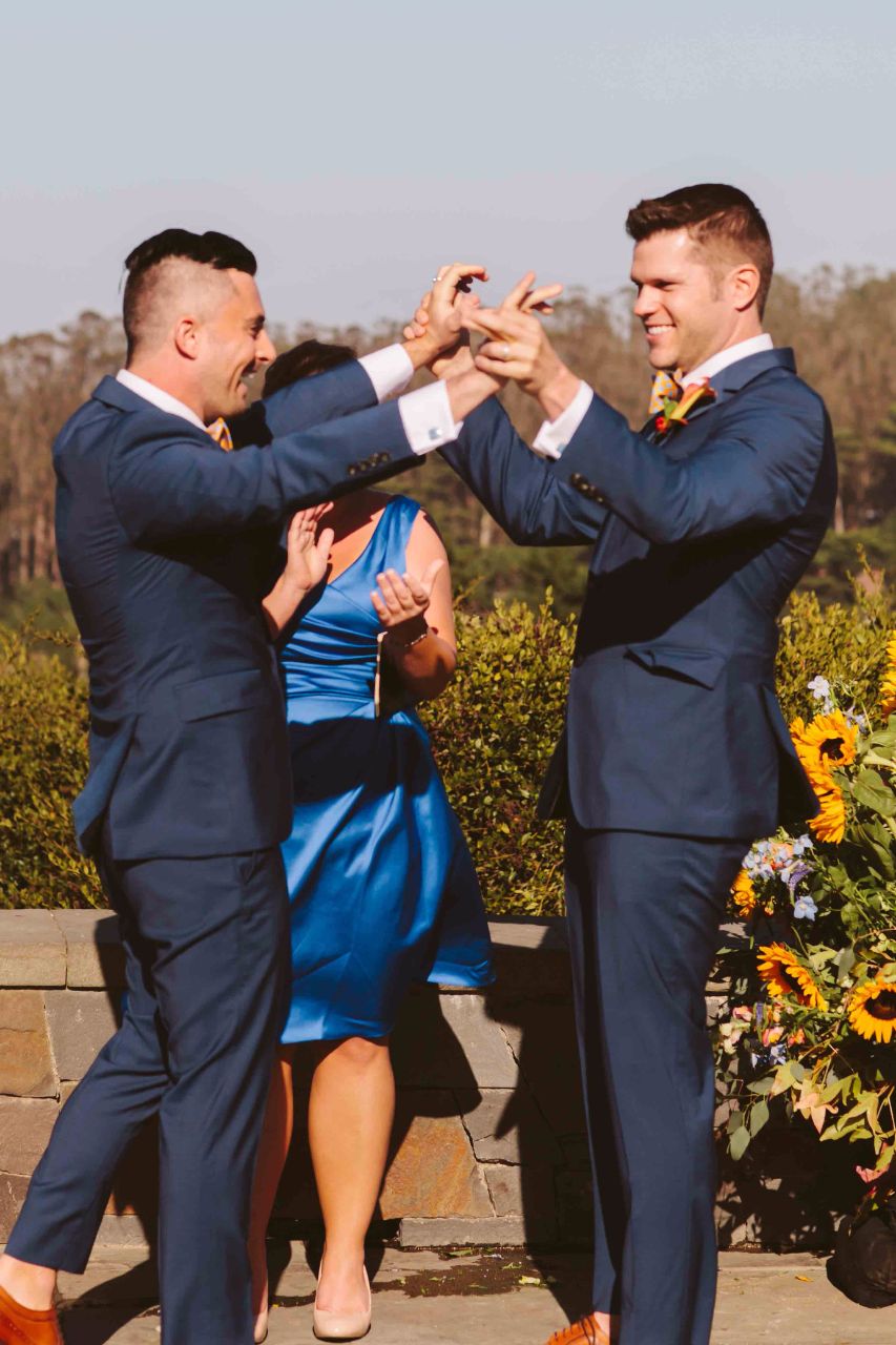 40 Heartwarming LGBT Wedding Photos That Proves Love Is Love ...