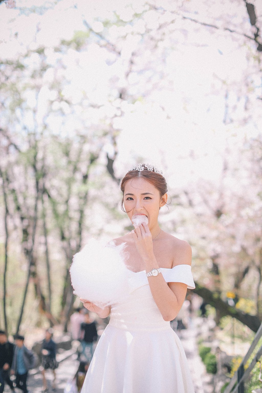 8 Tips On How To Dress Up For A Perfect Cherry Blossom Wedding ...