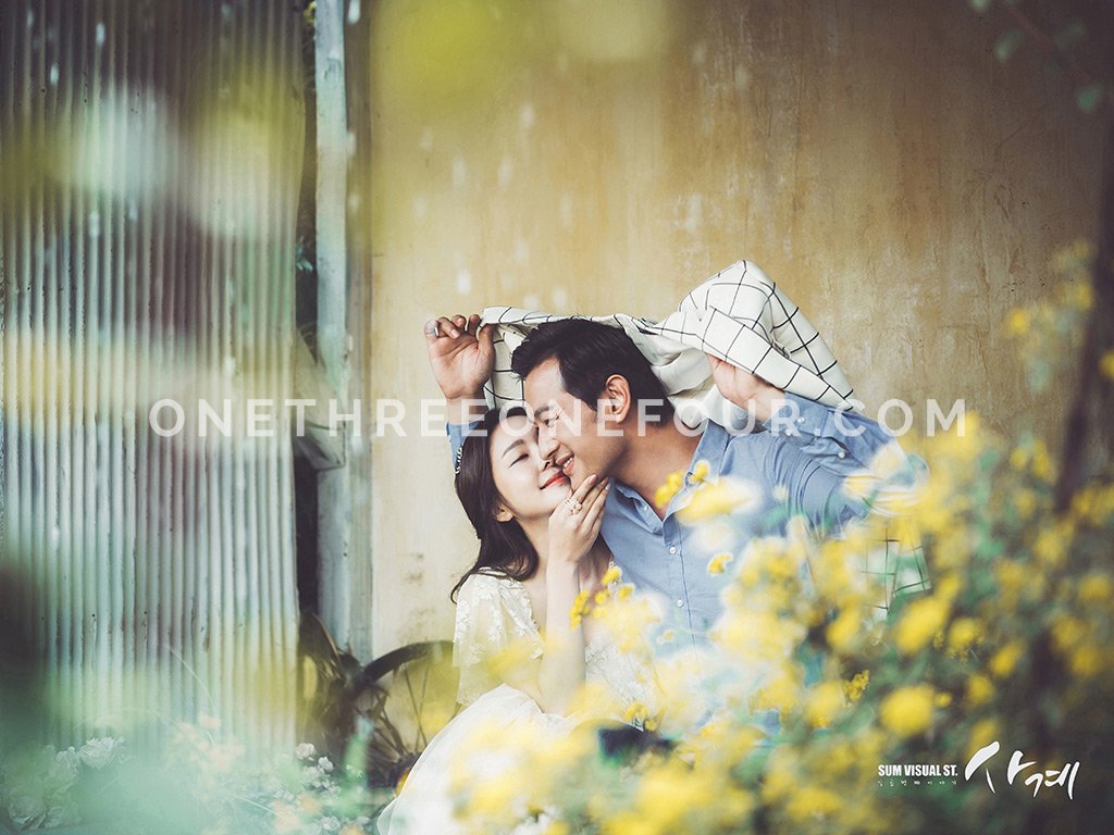 11 Photos That Show Why A Rainy Photoshoot Is Clearly A Blessing In ...