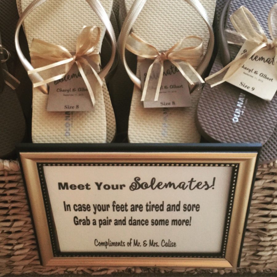 Top 5 Most Unique and Pragmatic Wedding Door Gifts That Your Guests ...