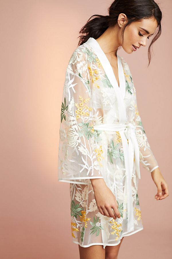 25 Most Photogenic Getting Ready Robes for Your Bridal Party ...