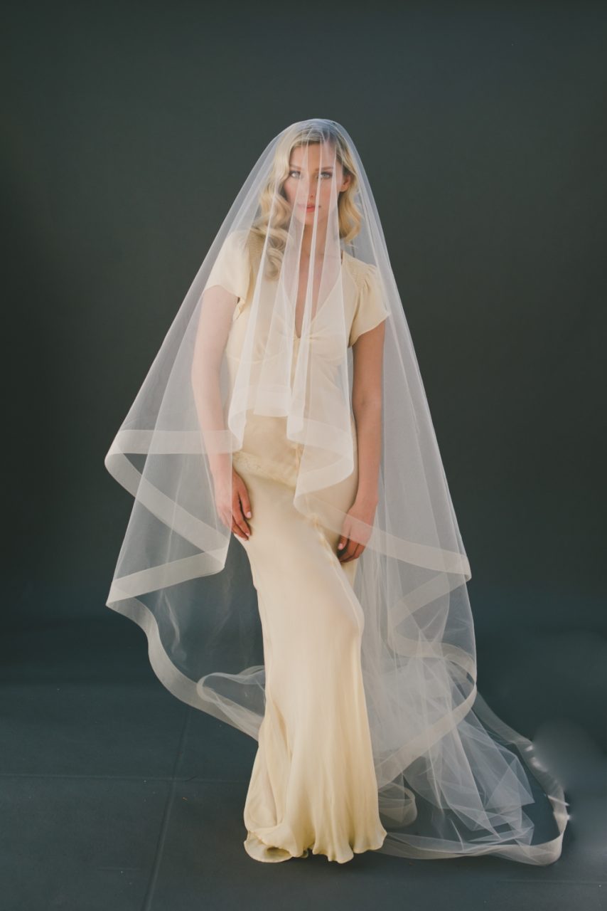 18 Gorgeous Wedding Veils That Will Glam Up Your Bridal Look ...