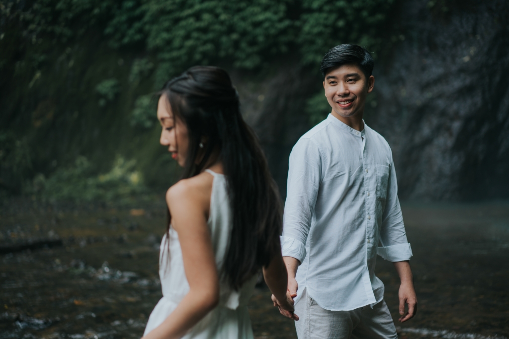 16 Dreamy Wedding Photo Poses for the Hopeless Romantic ...